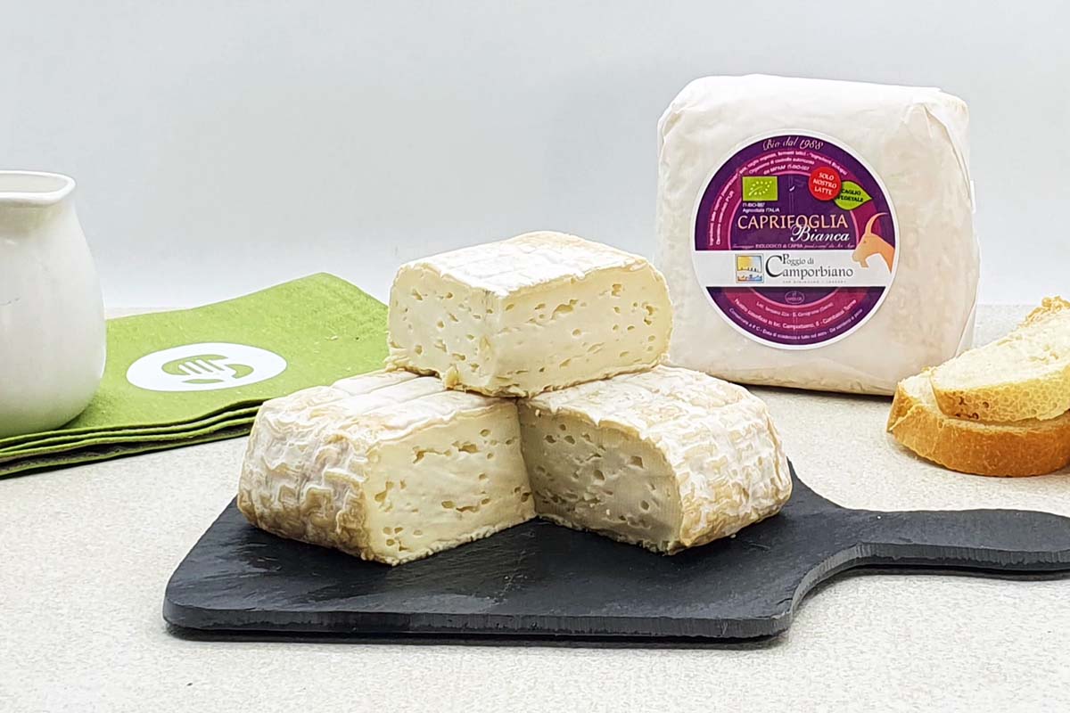 Tuscan organic goat brie cheese | lactose free | goat